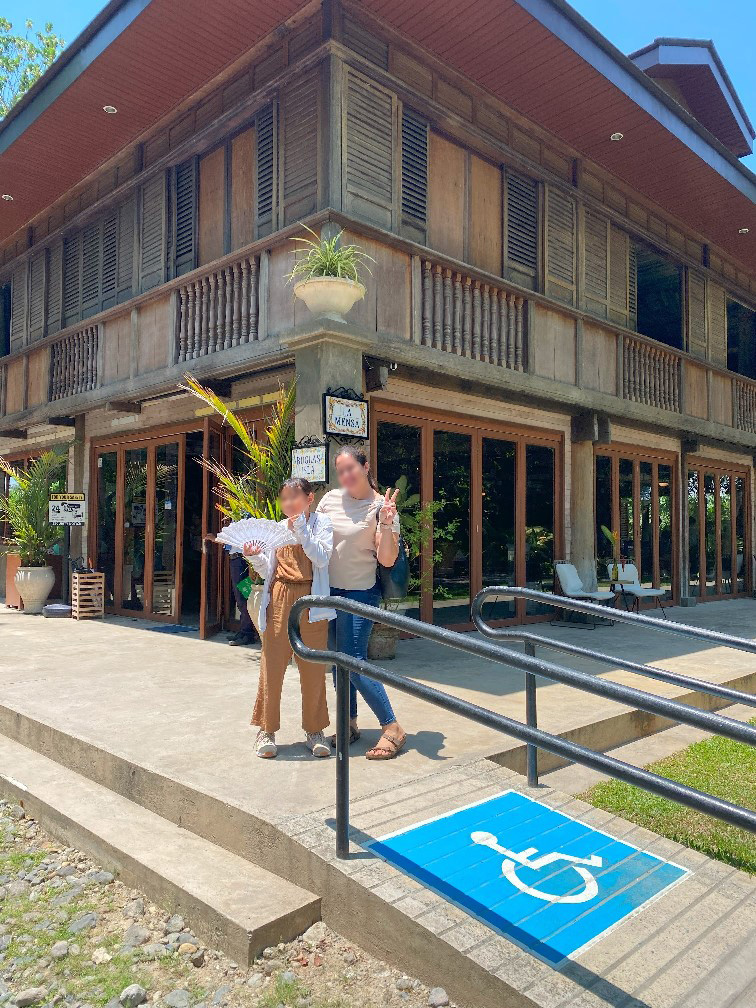 Buglas Isla Cafe | 親子留学体験記 OYAKODON